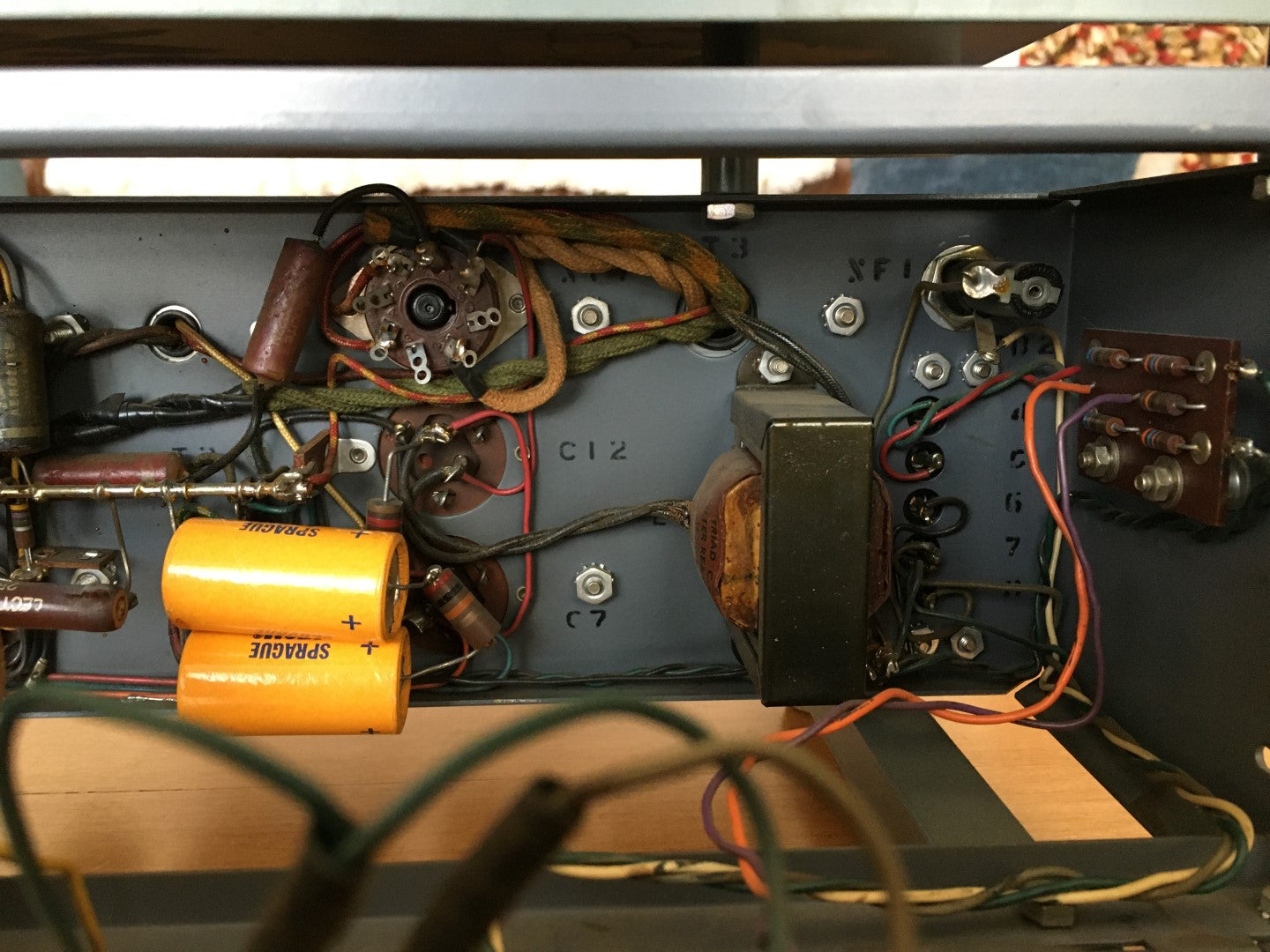 Gates Sta-Level Tube Compressor Excellent Condition